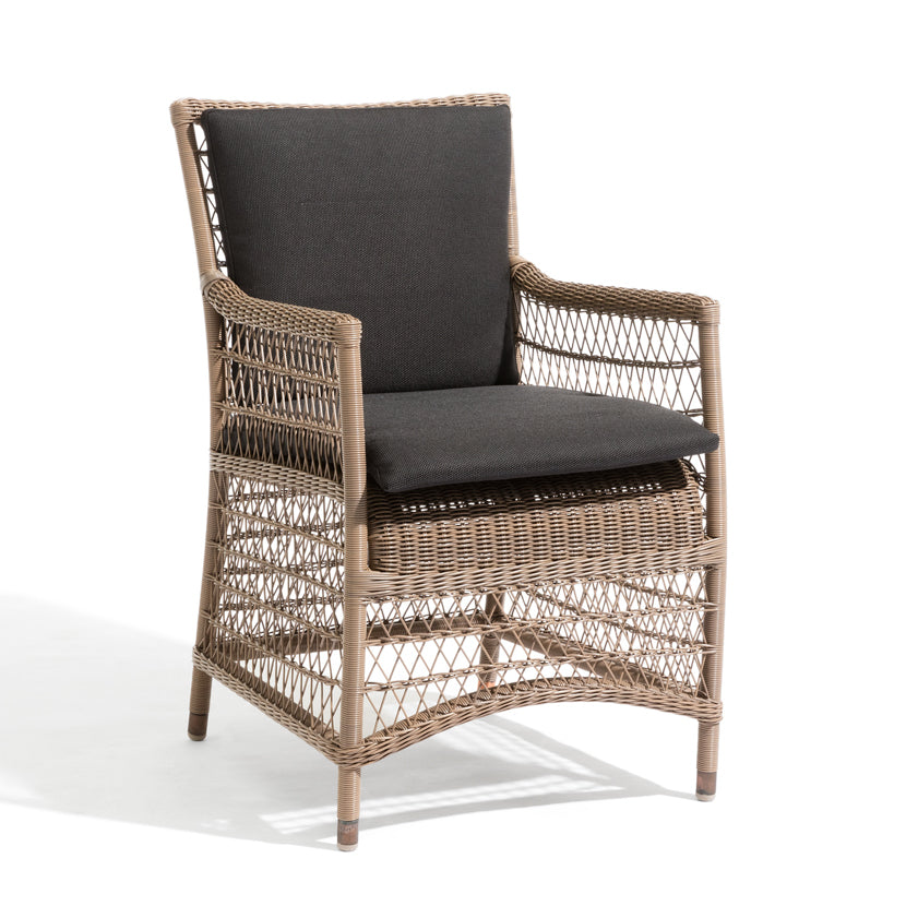 Manutti Malibu Dining Arm Chair – Rope Woven Outdoor Elegance